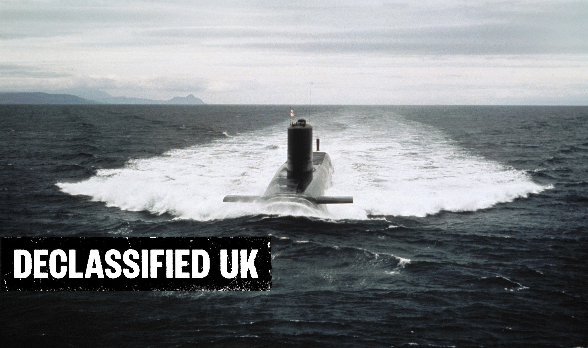 Did the UK deploy a nuclear-armed submarine to the Falklands conflict?